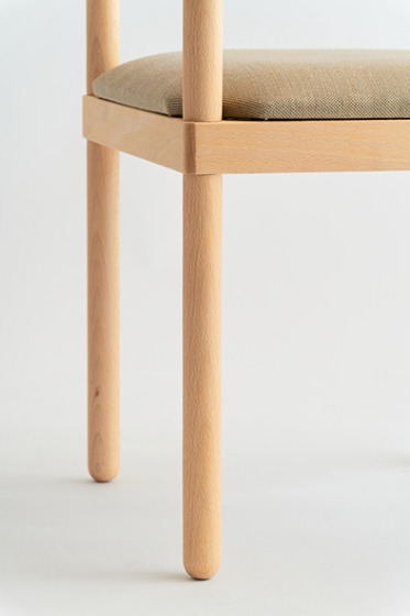 Pole Chair | WORKS | studioYO